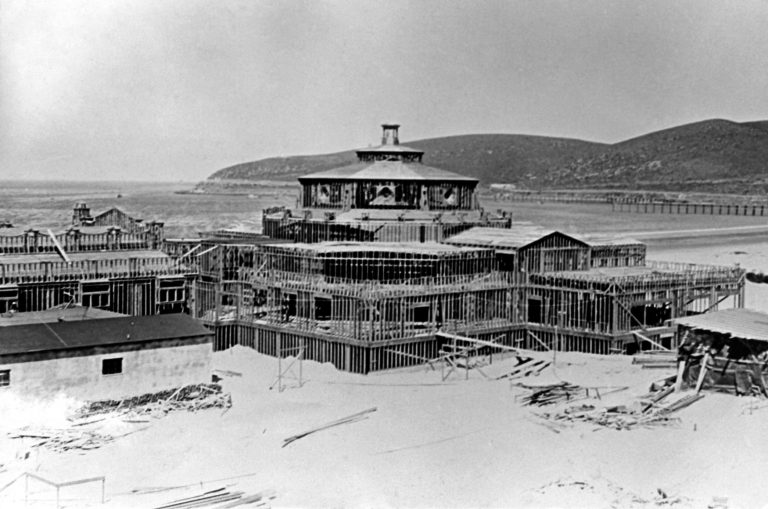 Riviera de Ensenada – Centro Social Cívico y Cultural